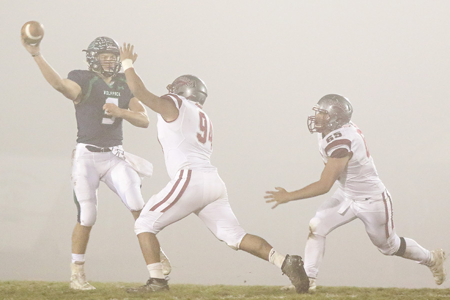 Photos: Glacier football defeats Helena - Flathead Beacon
