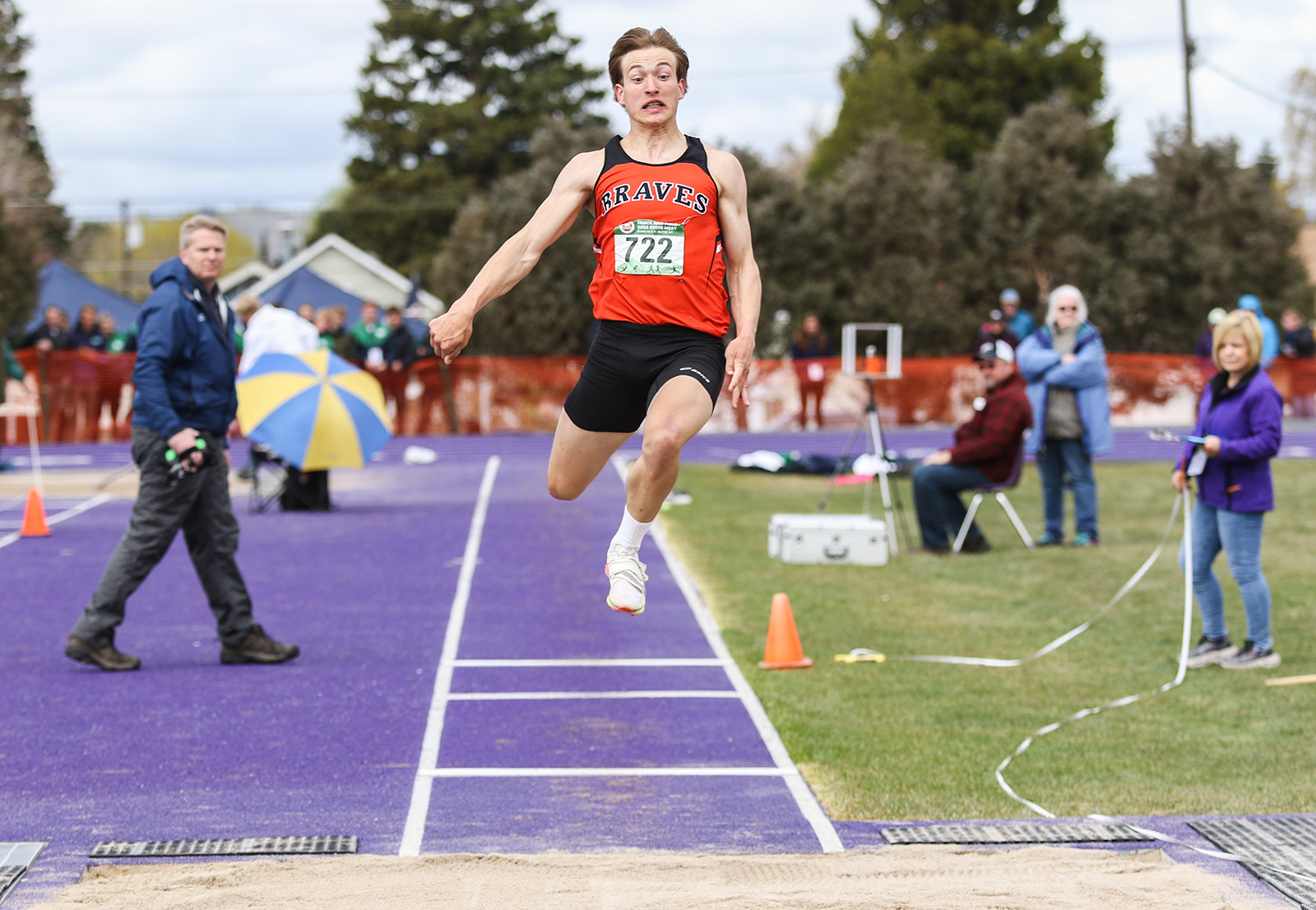 Wolfpack Claims Fourth Track Trophy Since 2013 - Flathead Beacon