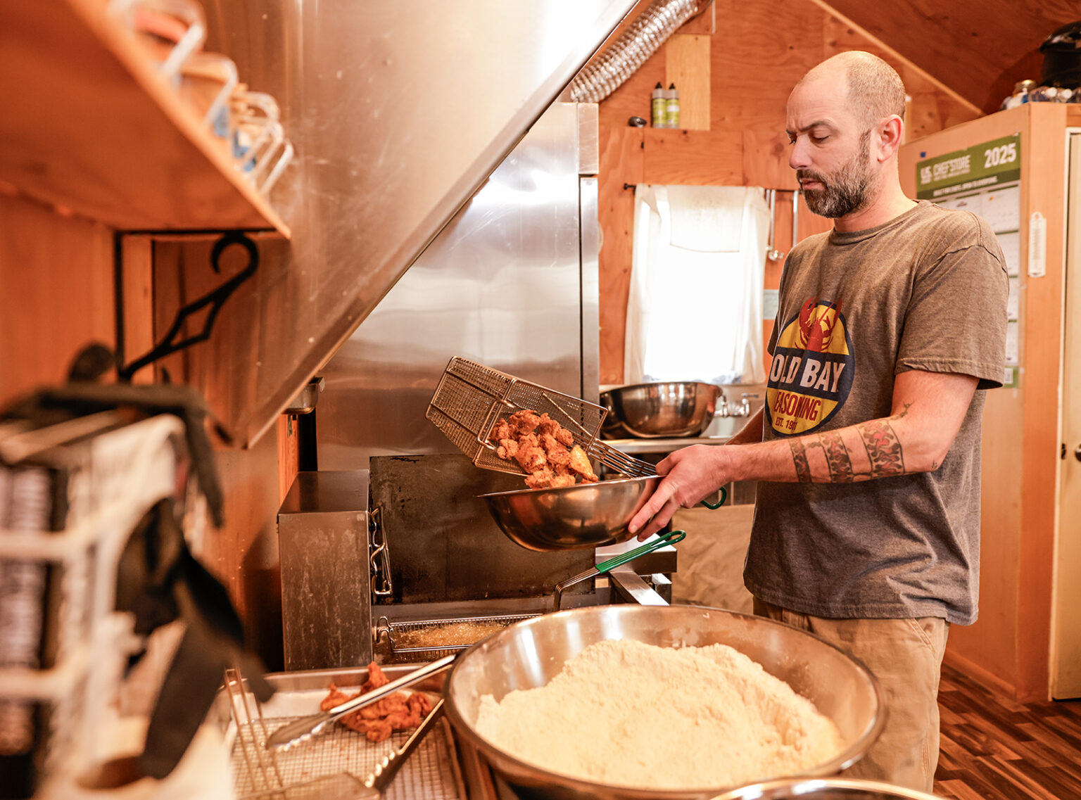 Pete’s Fried Chicken Sammy - Flathead Beacon