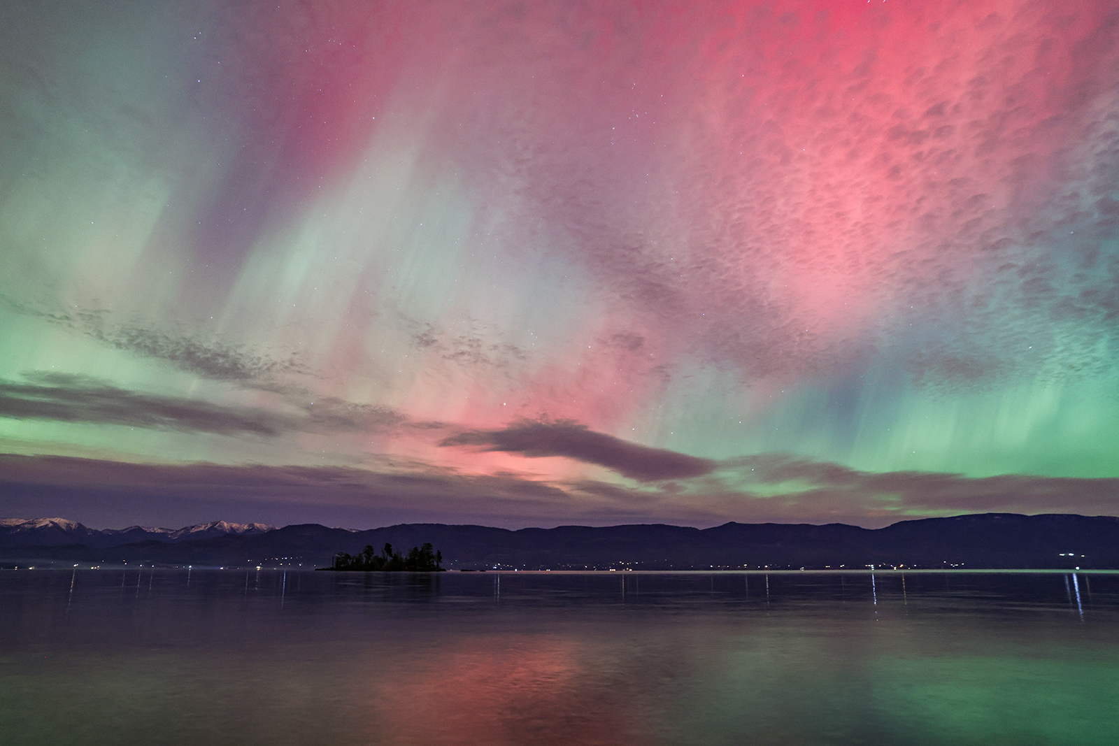 Autumnal Aurora - Flathead Beacon