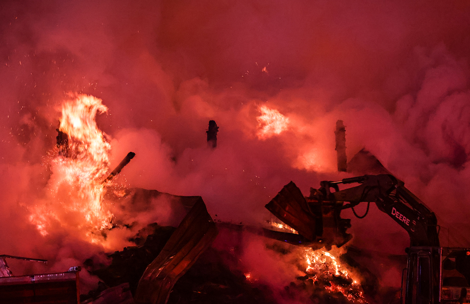 20251230_FIREWOOD_CO_FIRE_207 - Flathead Beacon